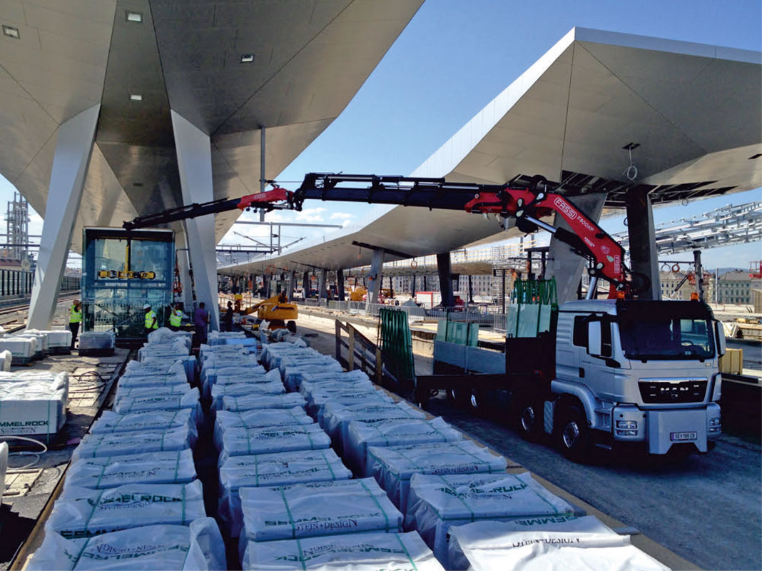 Leeb Technik - LKW Kranwagen MAN 35.480 + FASSI 800 BXP.26